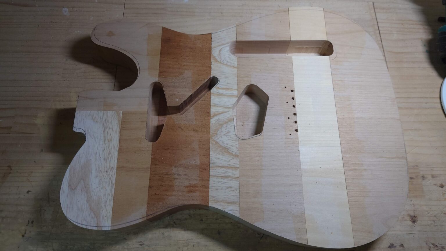 工作 - Kamiya Custom Guitar Works